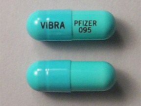 Pill Finder: VIBRA PFIZER 095 Blue Capsule-shape - Medicine.com